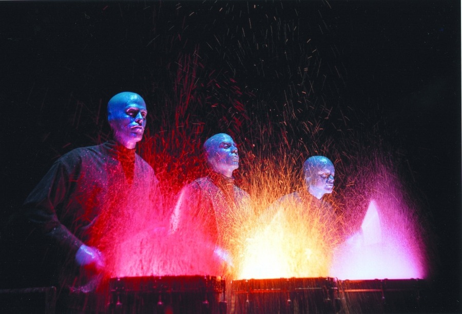 BLUE MAN GROUP is funny, intelligent & with surprises!